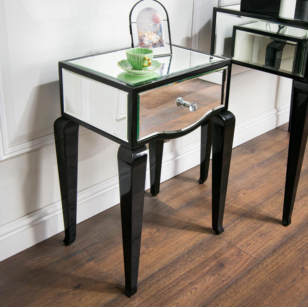 Luxury Carn Bedside Table - RV Astley – Lime Lace