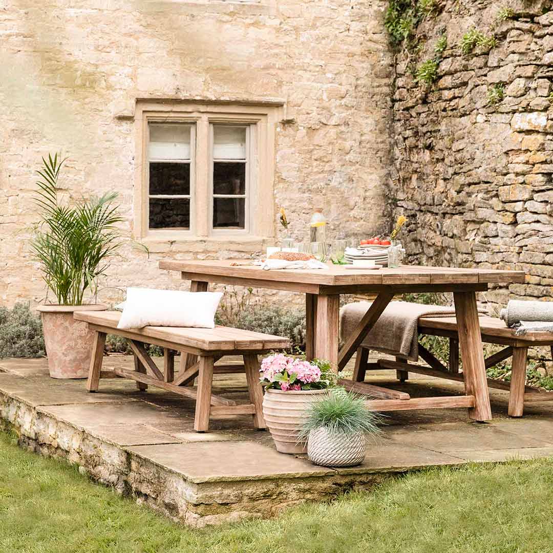 Chilford Solid Wood Table & Bench Set – Lime Lace