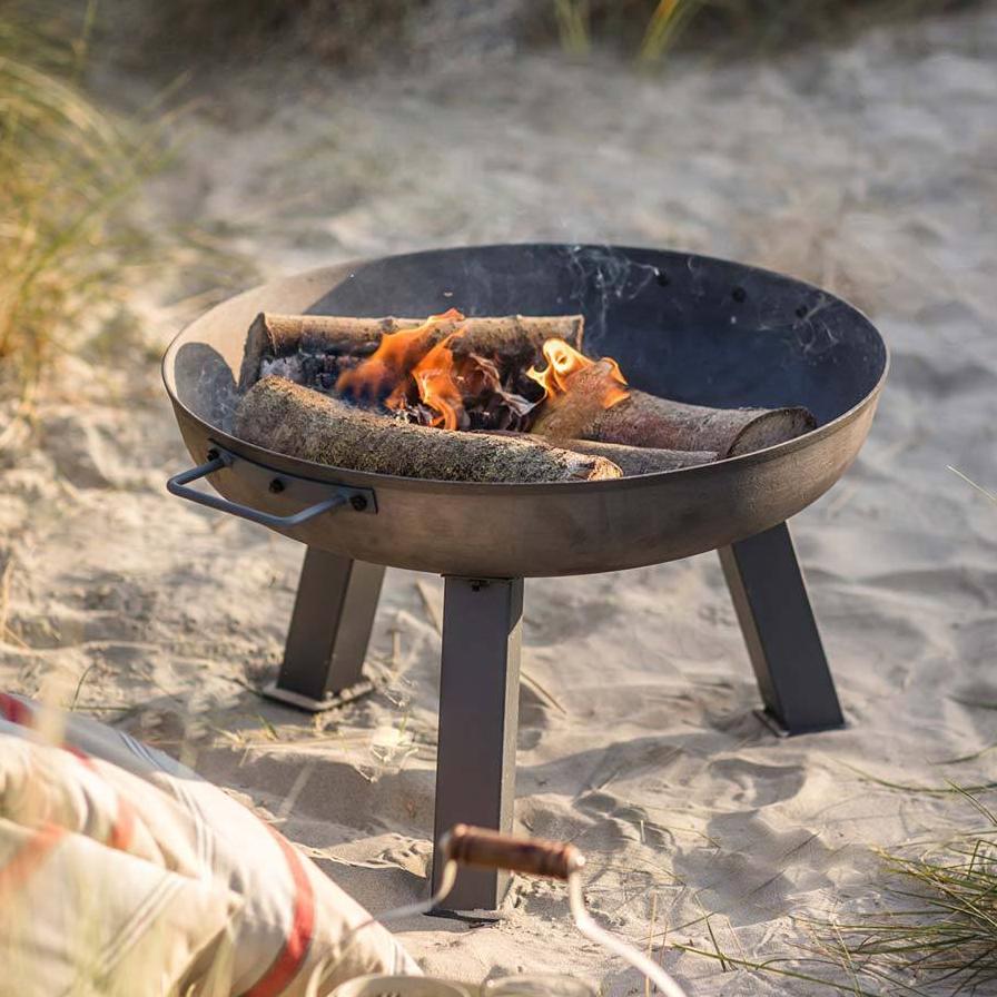 Small Outdoor Raw Steel Fire Pit on Legs – Lime Lace