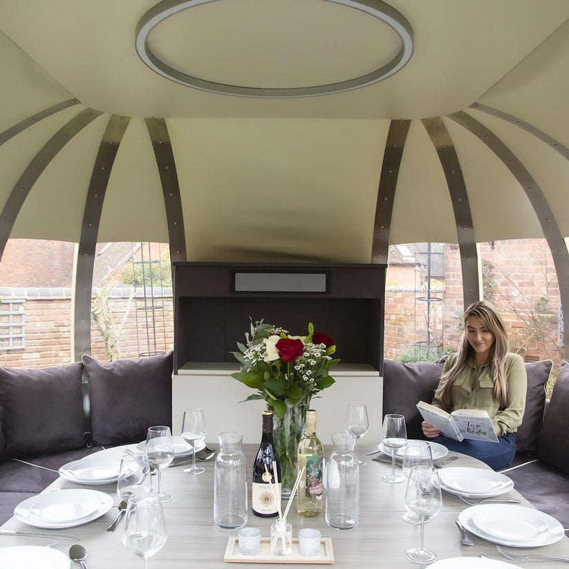 The Grand Deluxe Garden Pod – Lime Lace
