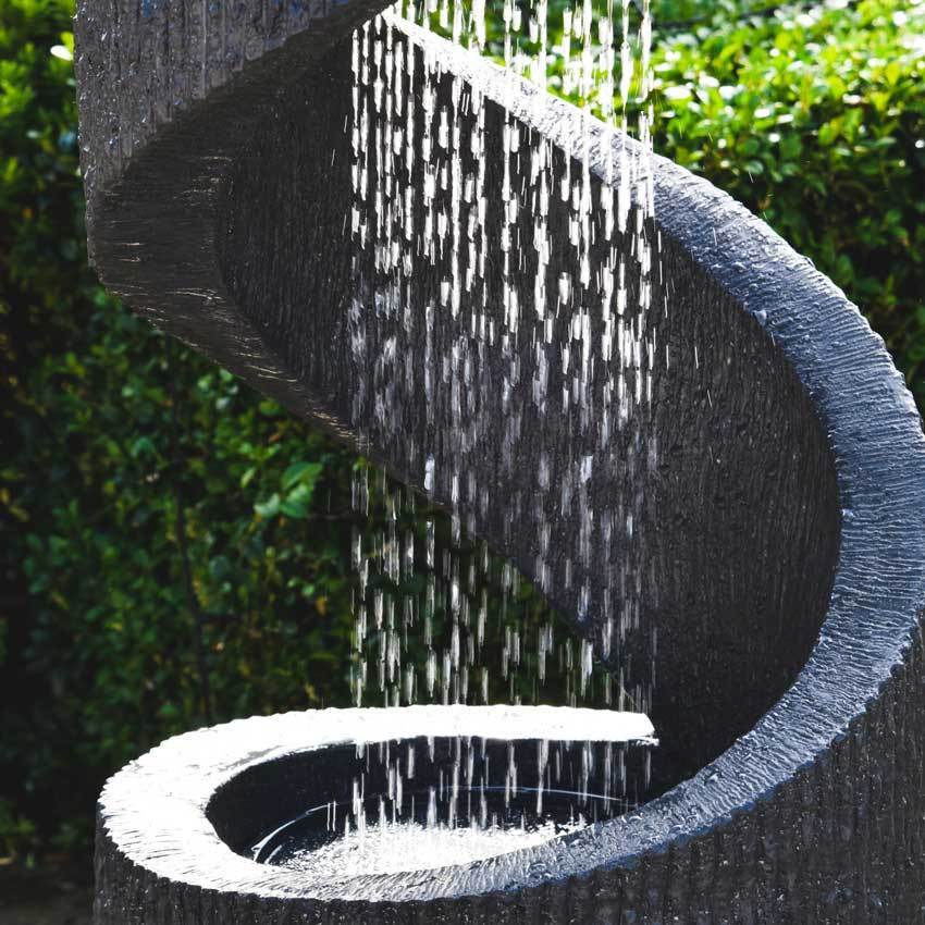 Spiral Outdoor Granite Water Feature – Lime Lace